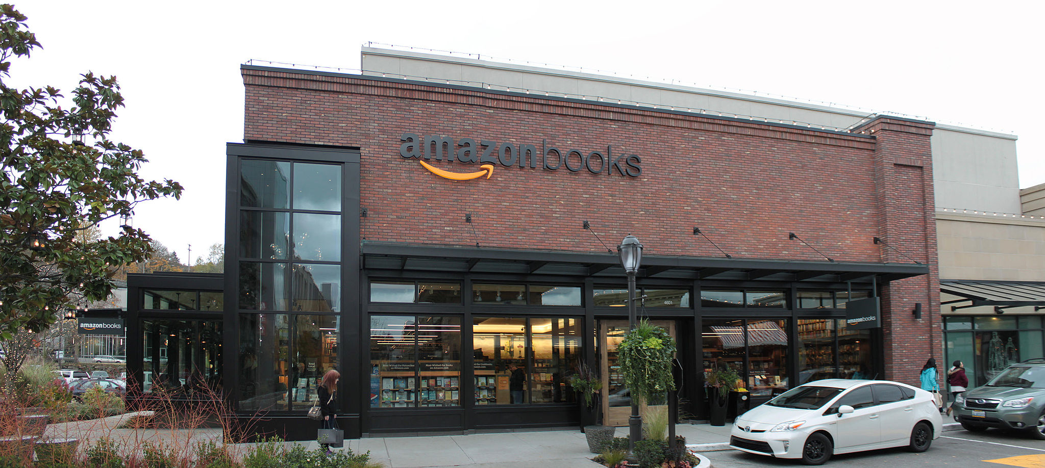 Obsession with the customer drives Amazon success – Brandt Business ...